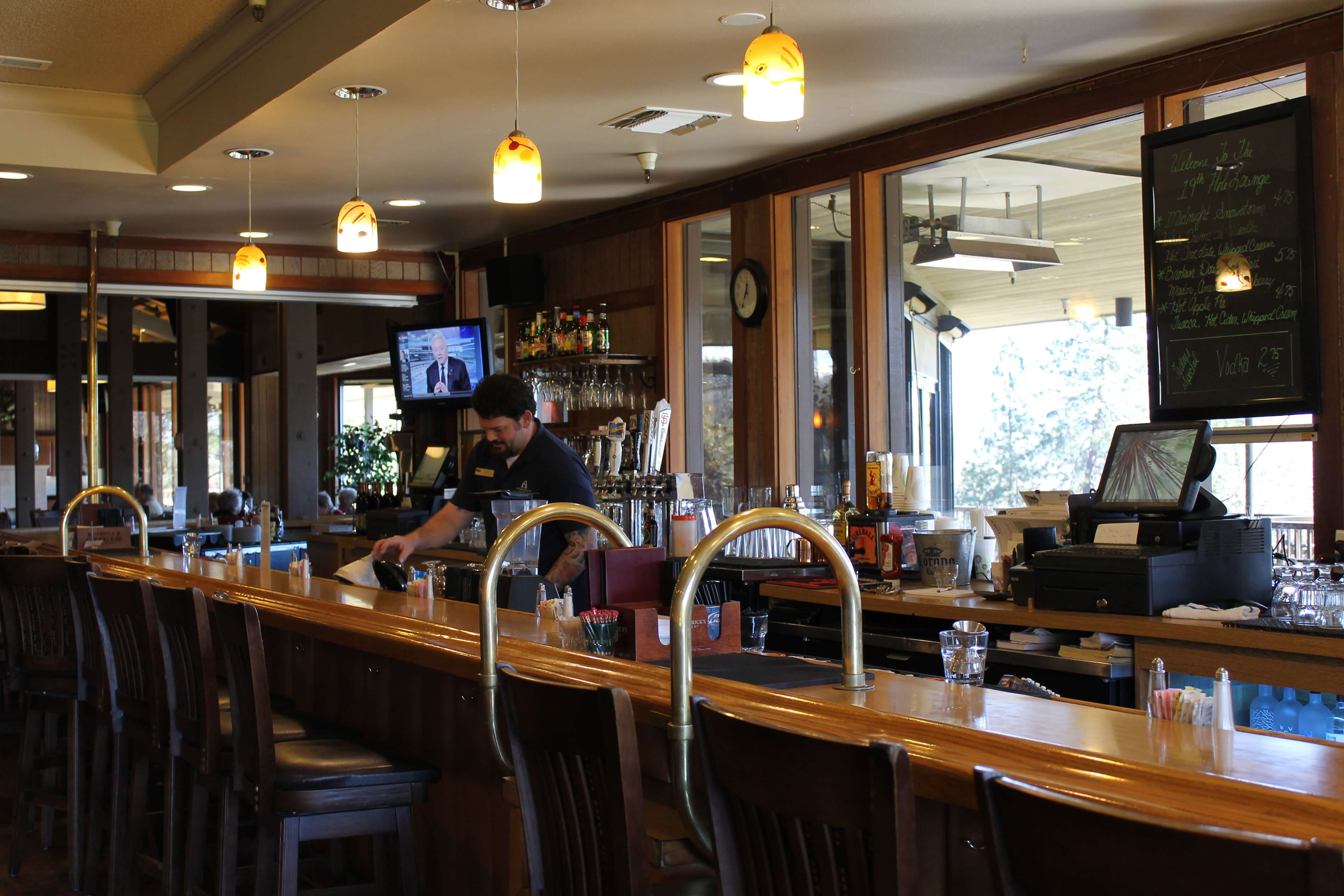 Jamie at bar – Pine Mountain Lake